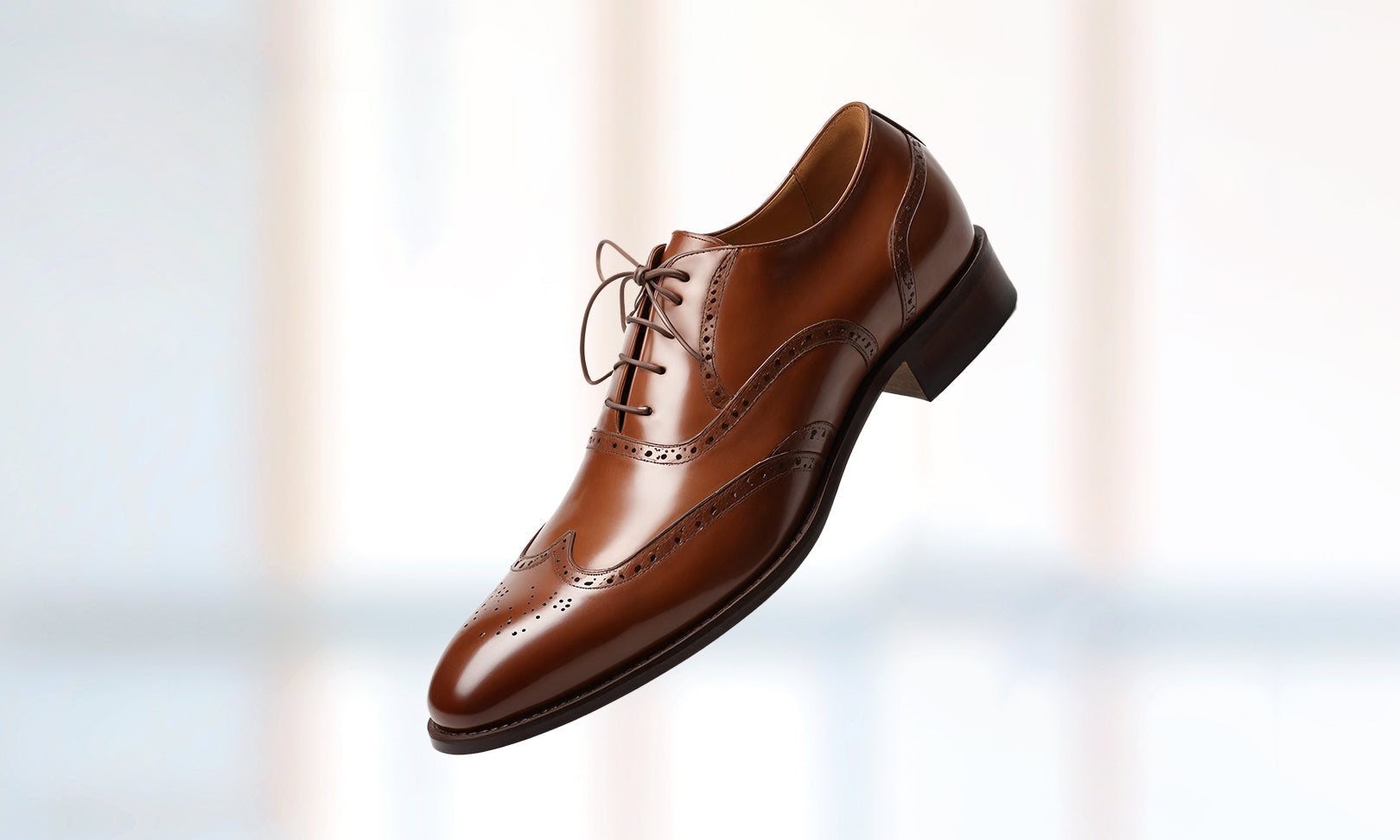 Get Professional Online Shoe Dry Cleaning Services | Ironout